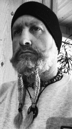 Las mejores 20 fotos de hombres con Barba estilo vikingo - Modaellos.com